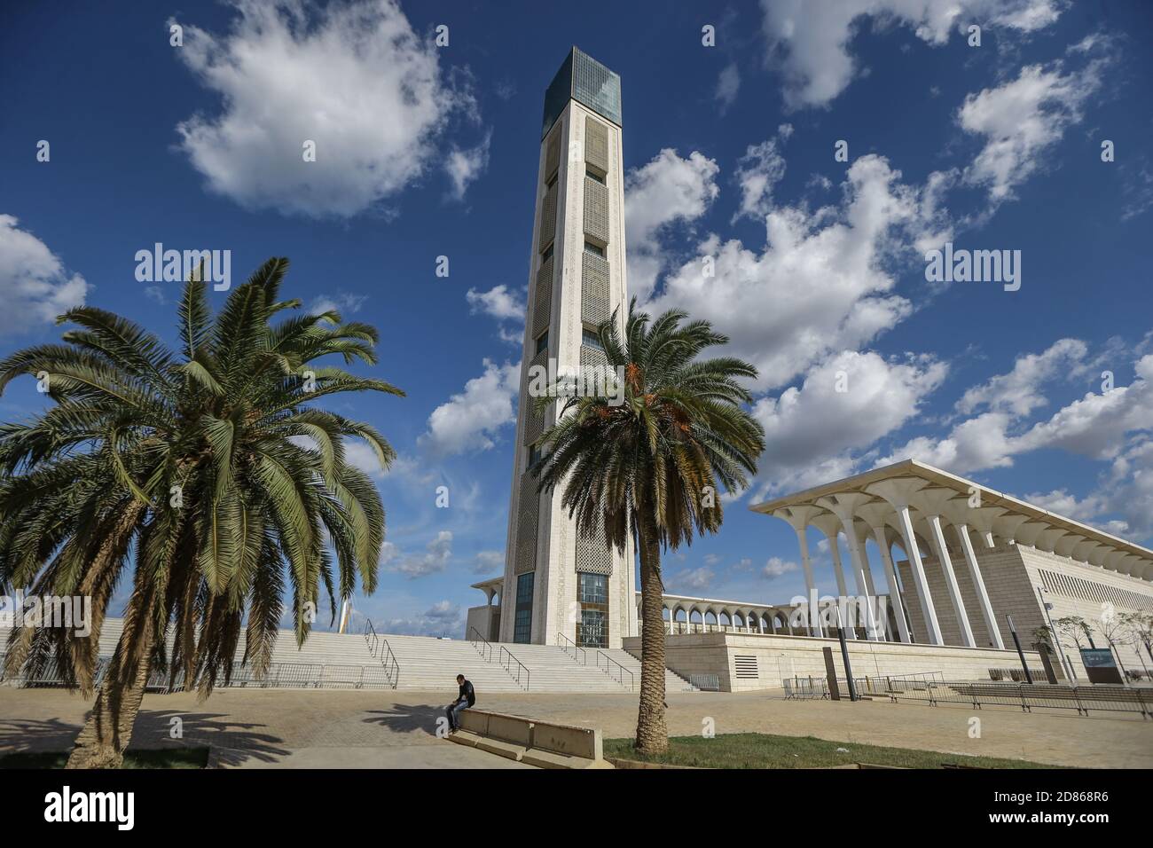 27 octobre 2020, Algérie, Alger : vue sur le minaret de 265 mètres de ...