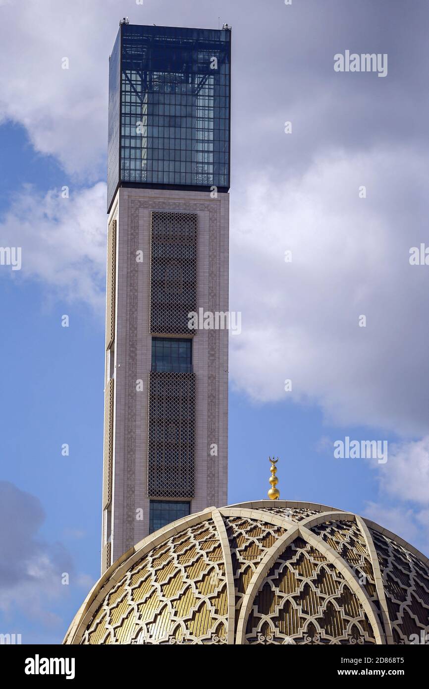 27 octobre 2020, Algérie, Alger : vue sur le minaret de 265 mètres de ...