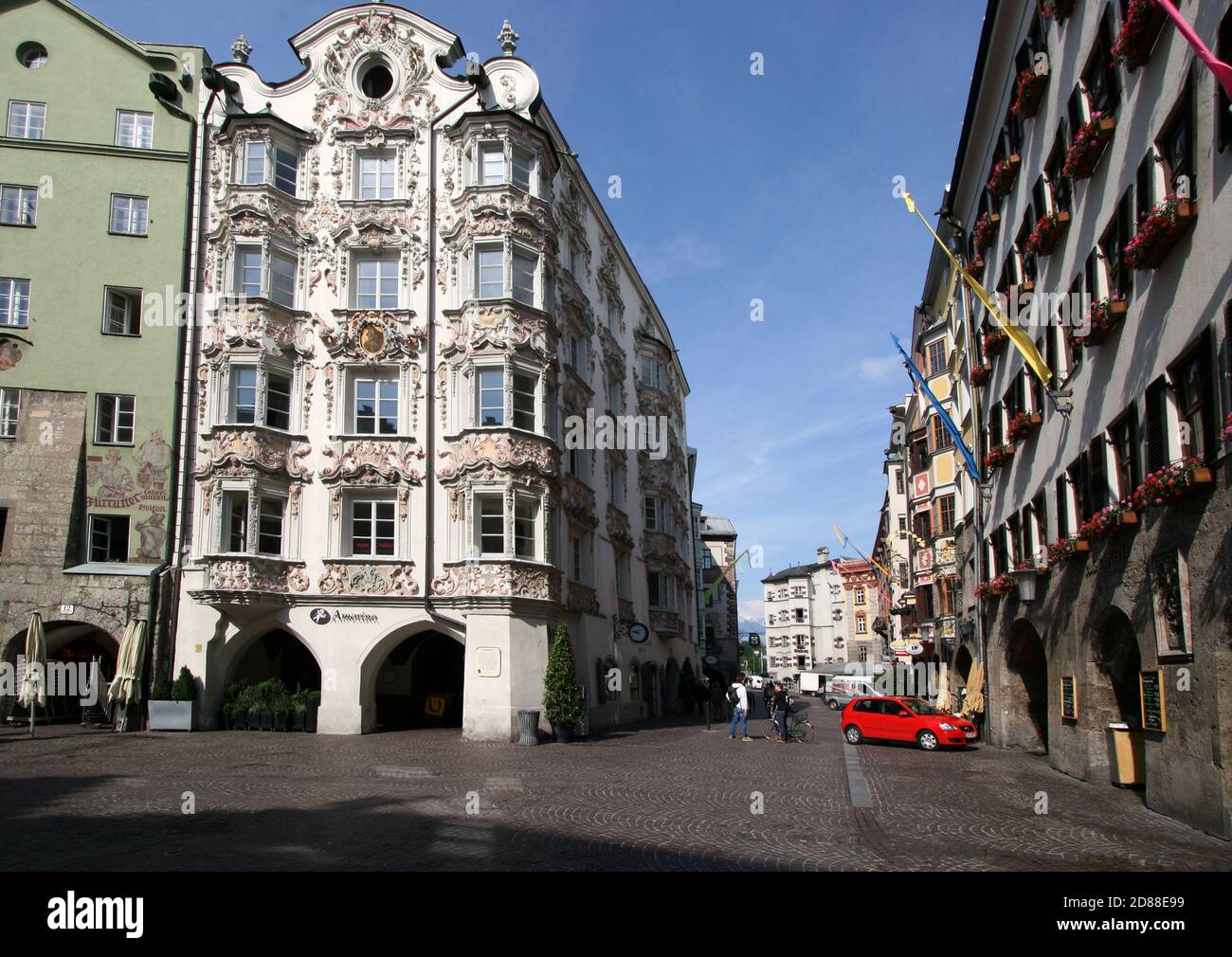 Helbling house Banque de photographies et d’images à haute résolution ...