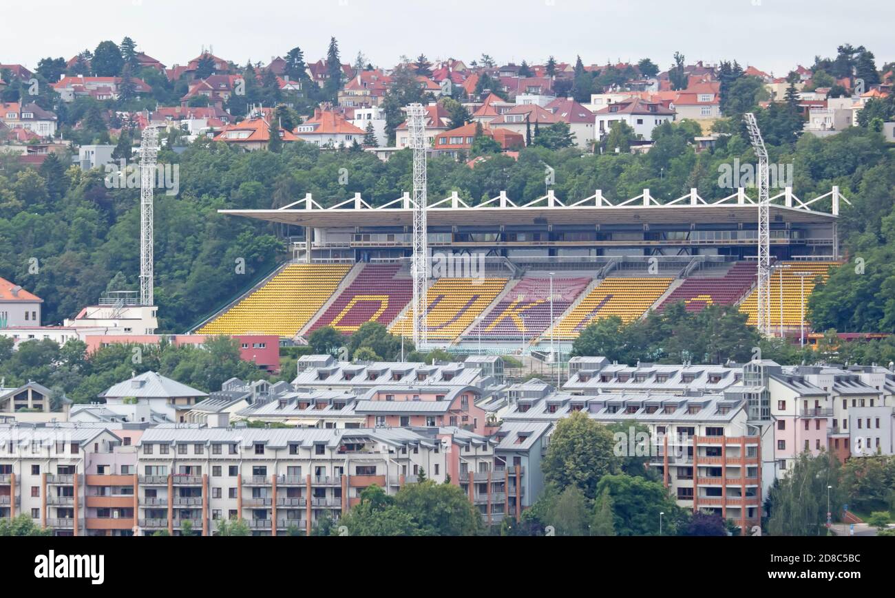 Dukla prague Banque de photographies et d’images à haute résolution - Alamy
