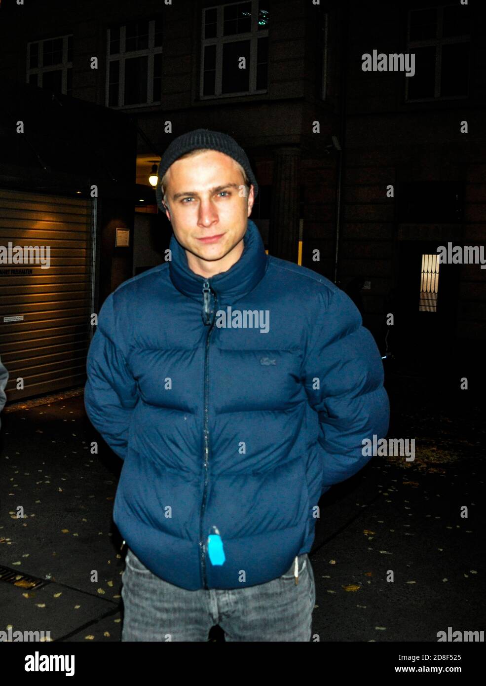 Max hubacher Banque de photographies et d’images à haute résolution - Alamy