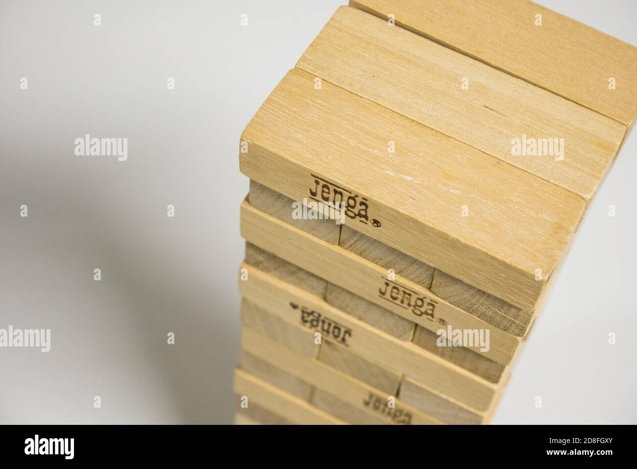 Jenga building Banque de photographies et d’images à haute résolution ...