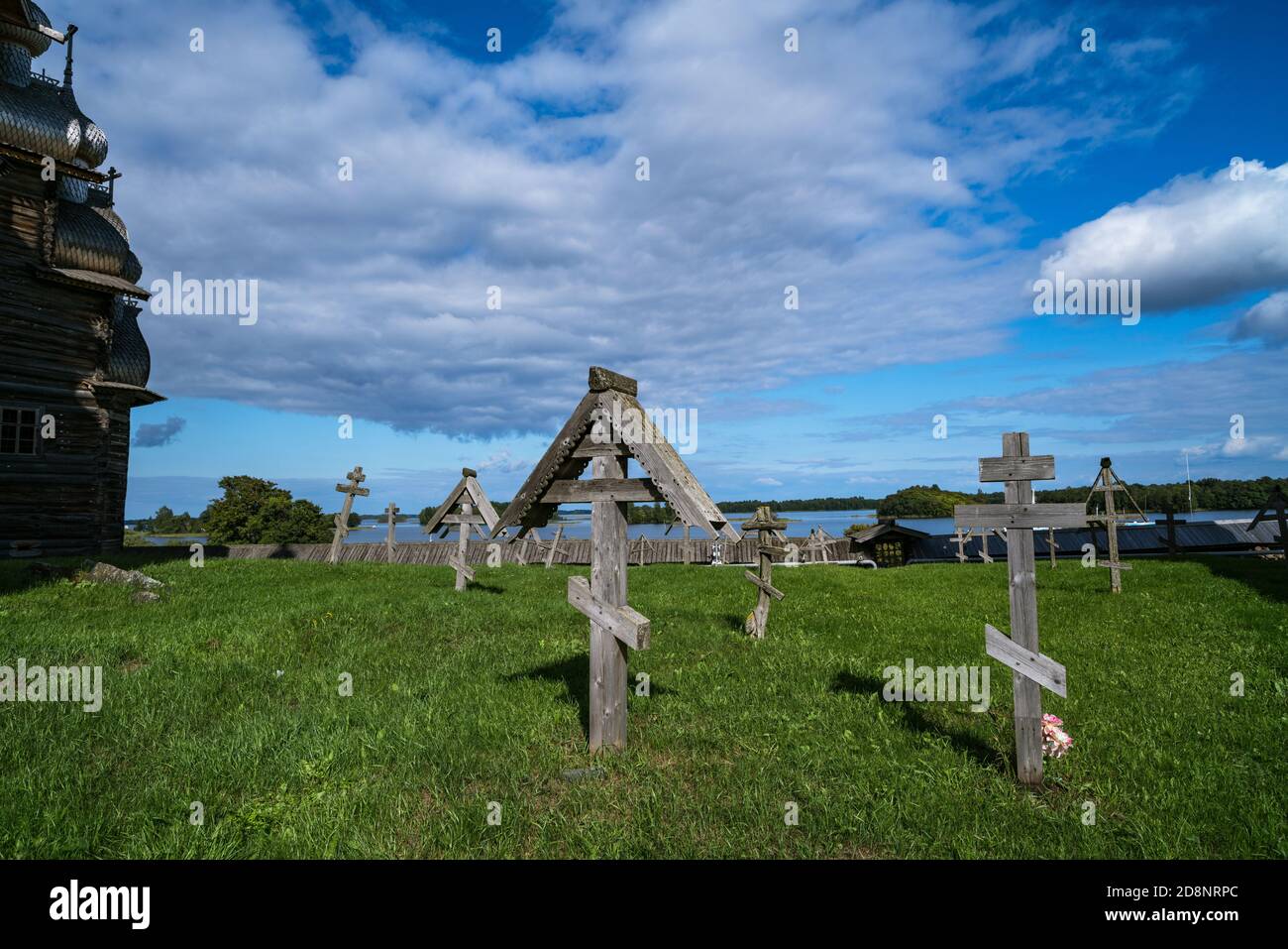 Croix en bois orthodoxe russe Banque de photographies et d’images à ...