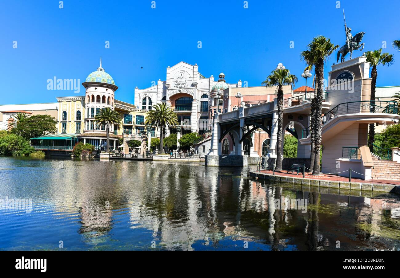 Canal walk mall cape town Banque de photographies et d’images à haute ...