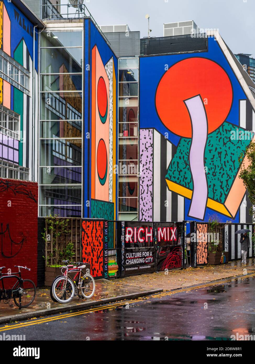 Murale camille walala Banque de photographies et d’images à haute ...
