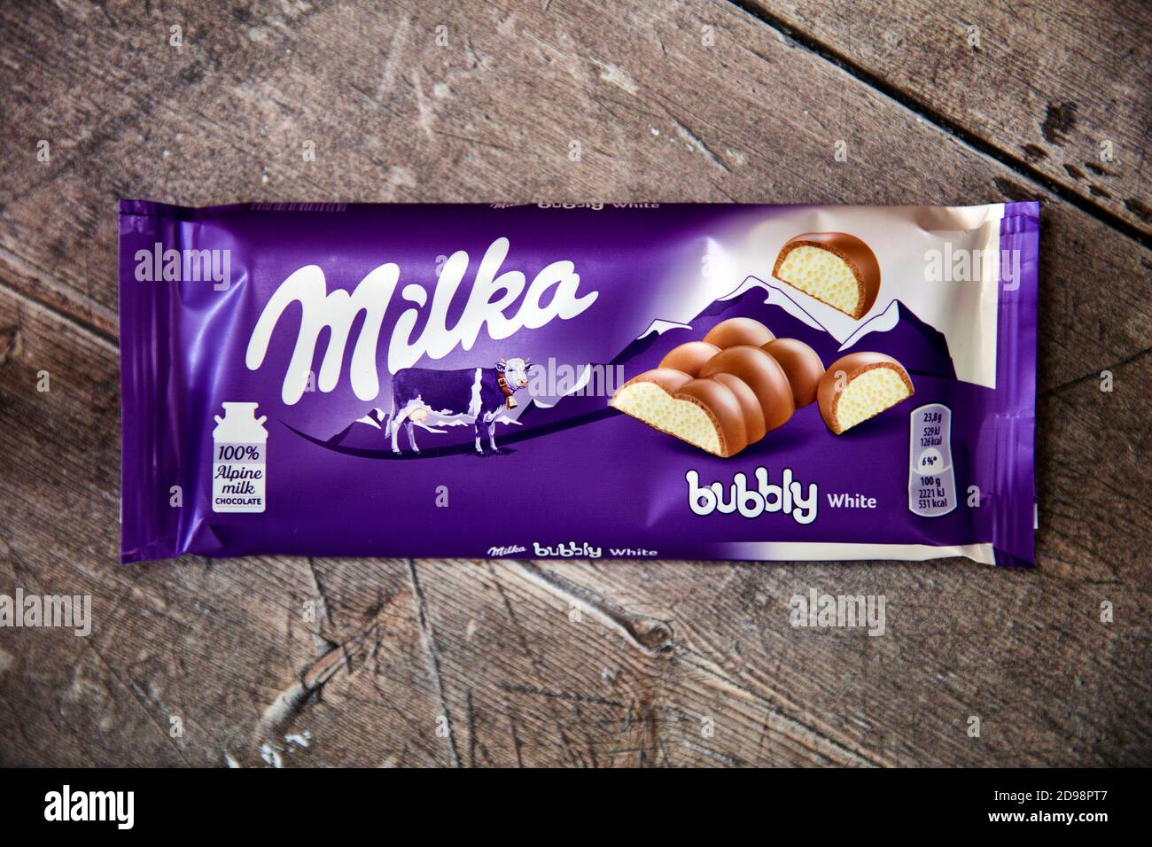 Milka chocolate bar Banque de photographies et d’images à haute ...