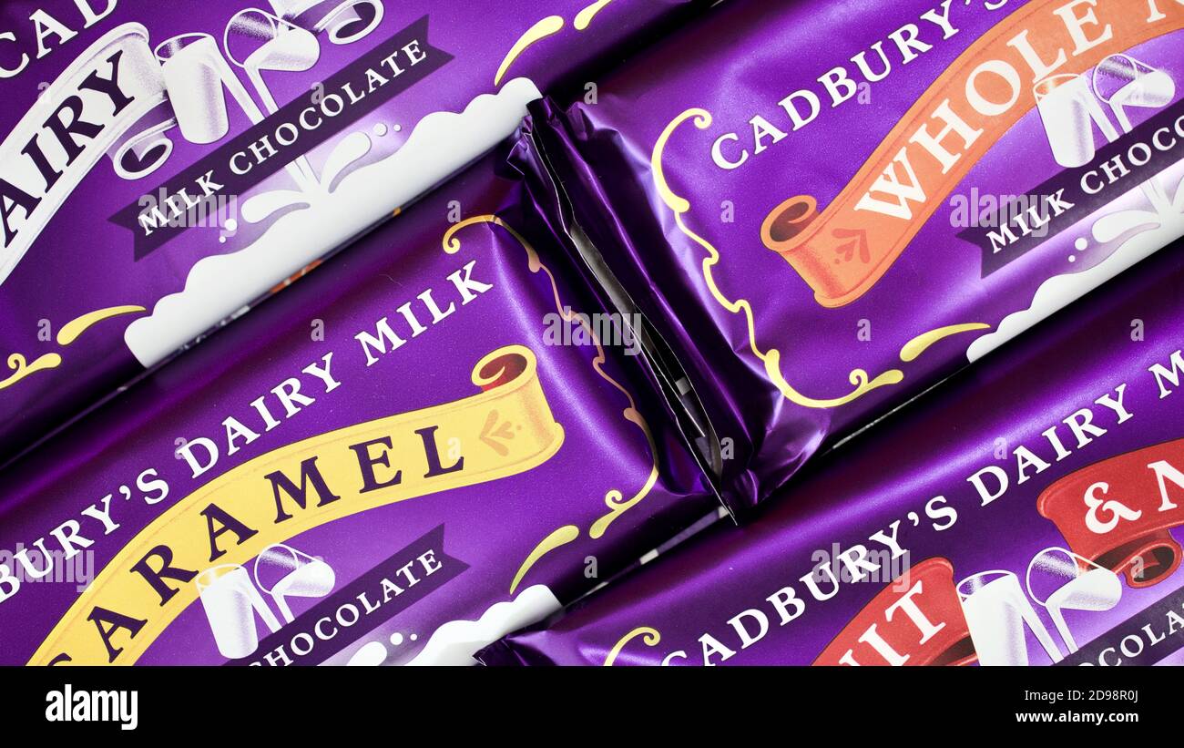 Cadbury Dairy Milk Classic Retro Collection Photo Stock - Alamy
