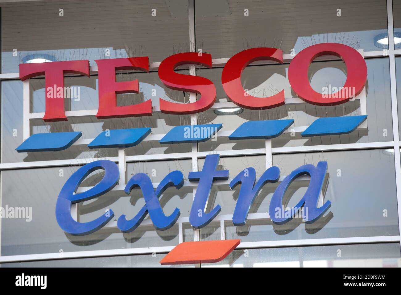 Tesco bank logo Banque de photographies et d’images à haute résolution ...