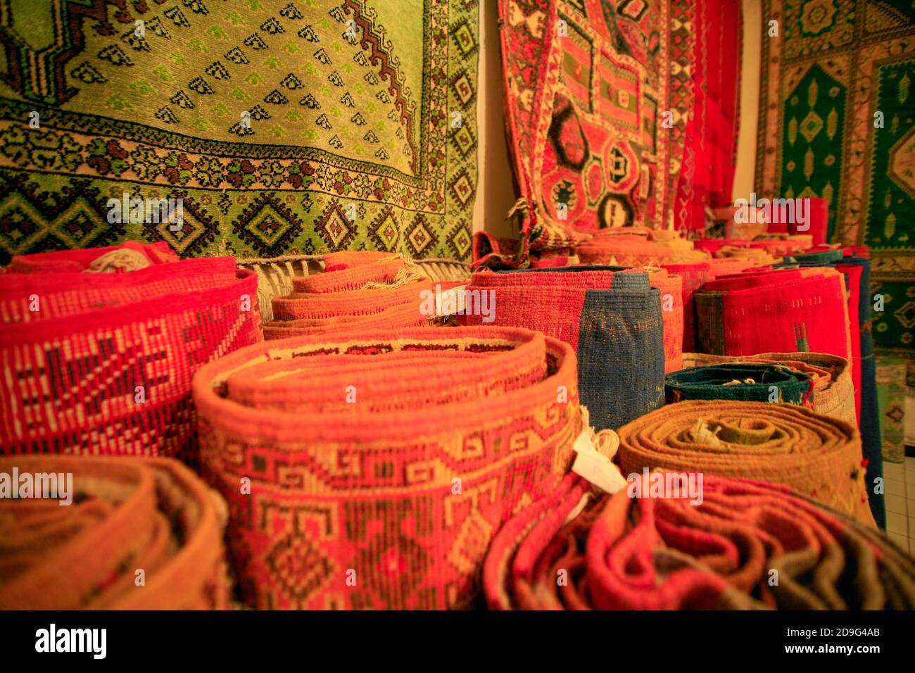 Tapis marocain souk Banque de photographies et d’images à haute ...