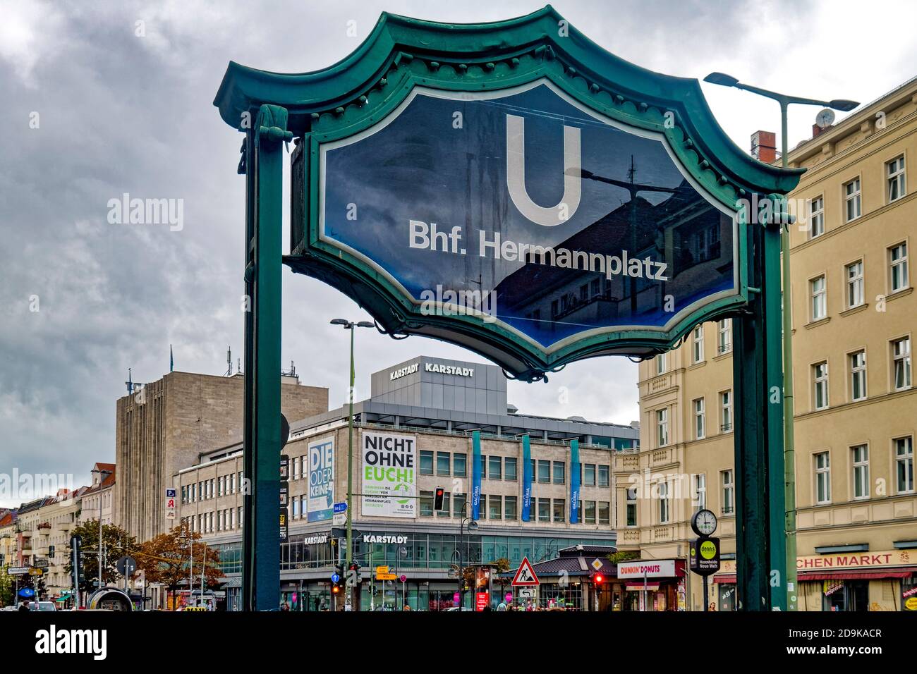 U bahn hermannplatz Banque de photographies et d’images à haute ...