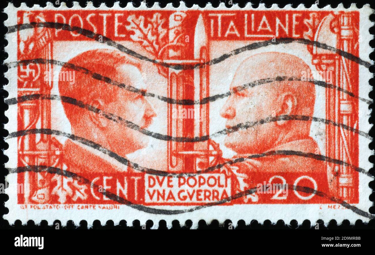 Hitler et Mussolini sur l'ancien timbre-poste italien Photo Stock - Alamy