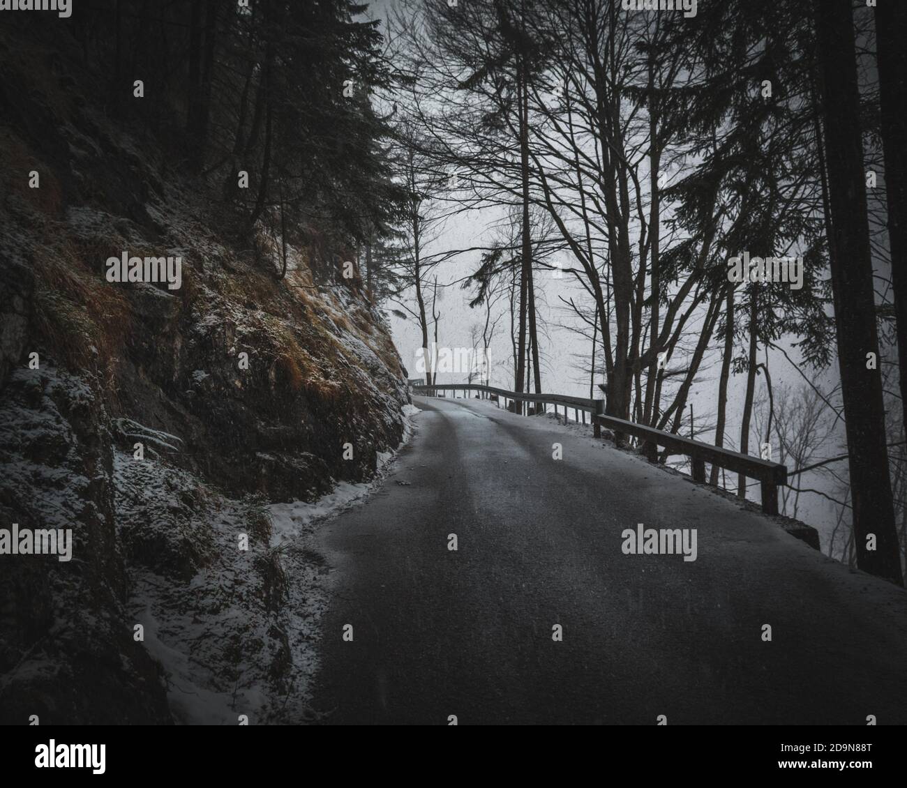 Chemin Glissant Banque d'image et photos - Alamy