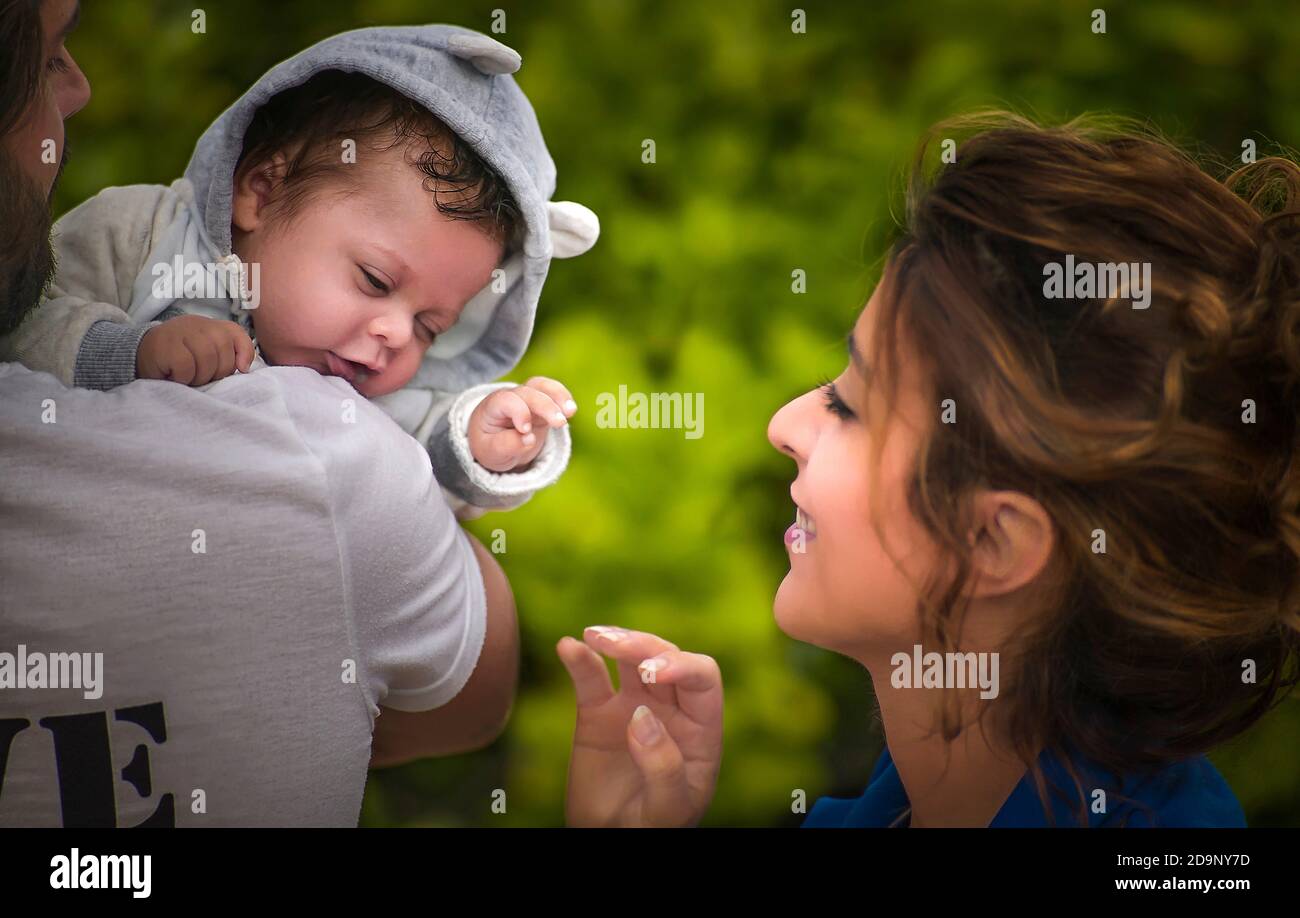 Tendresse entre garcon et fille Banque de photographies et d’images à ...