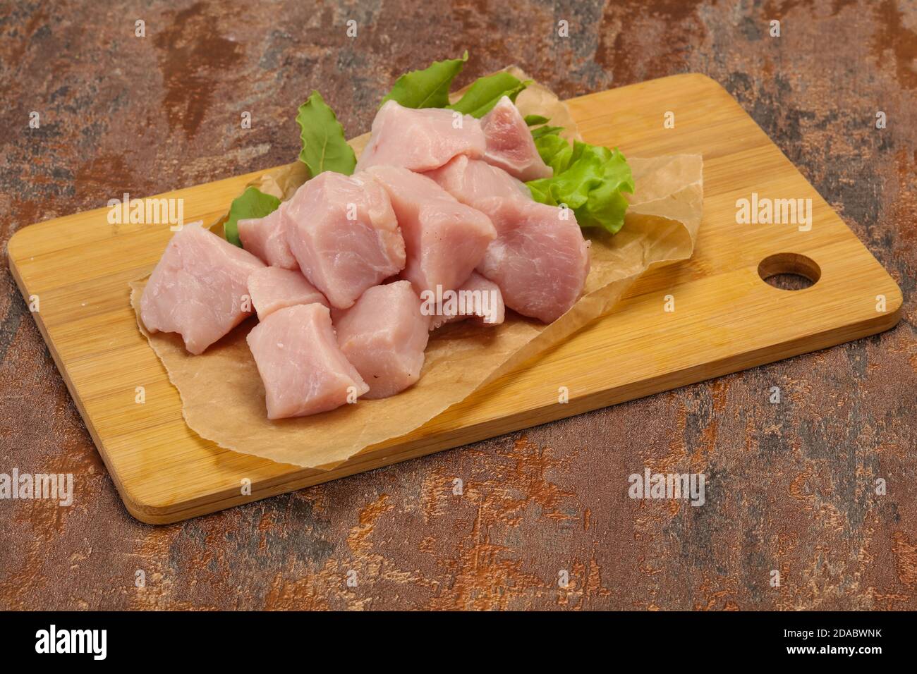 Cube de matières premières la viande de porc fraîche et prête pour la ...