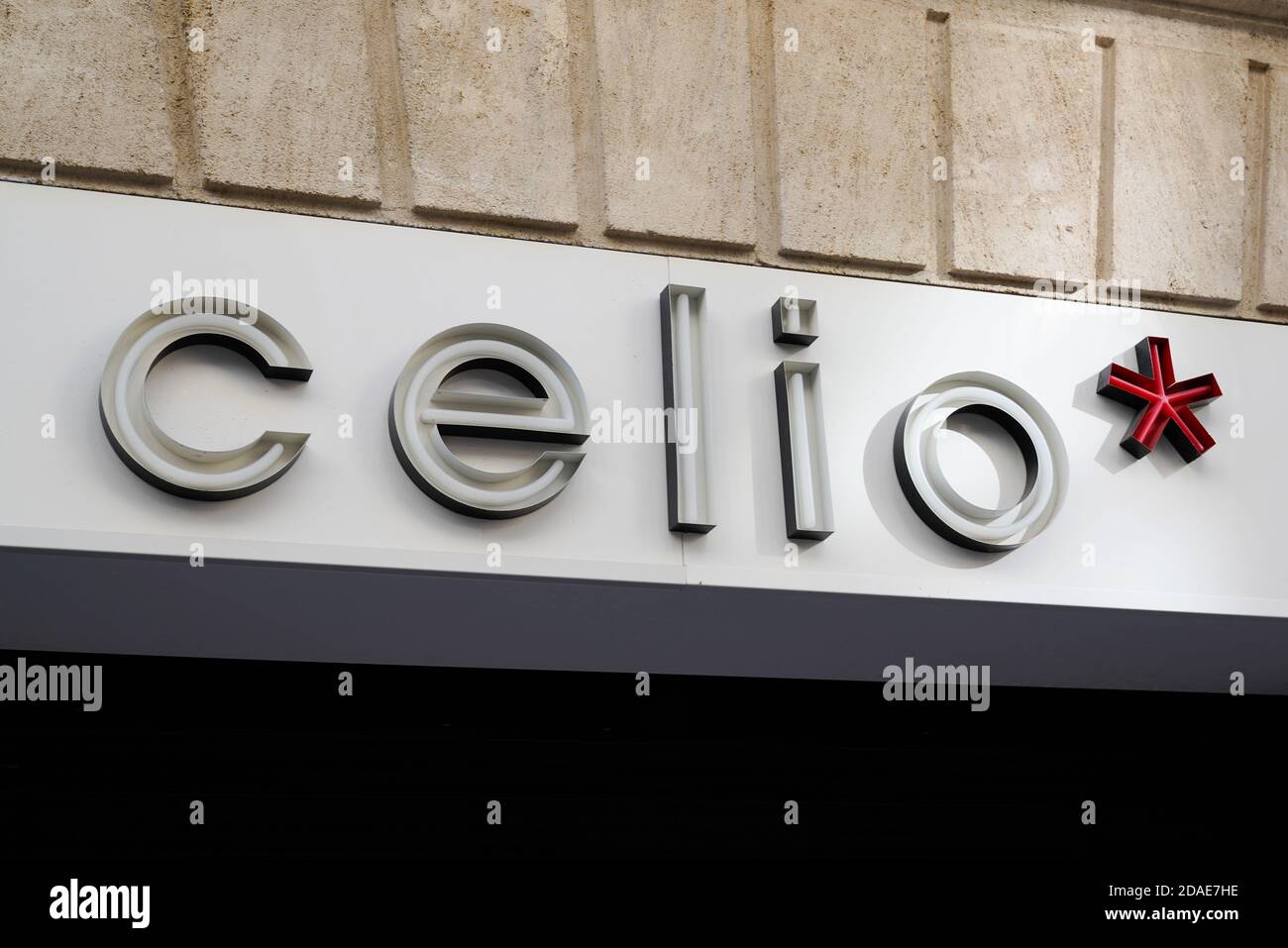 Logo celio Banque de photographies et d’images à haute résolution - Alamy