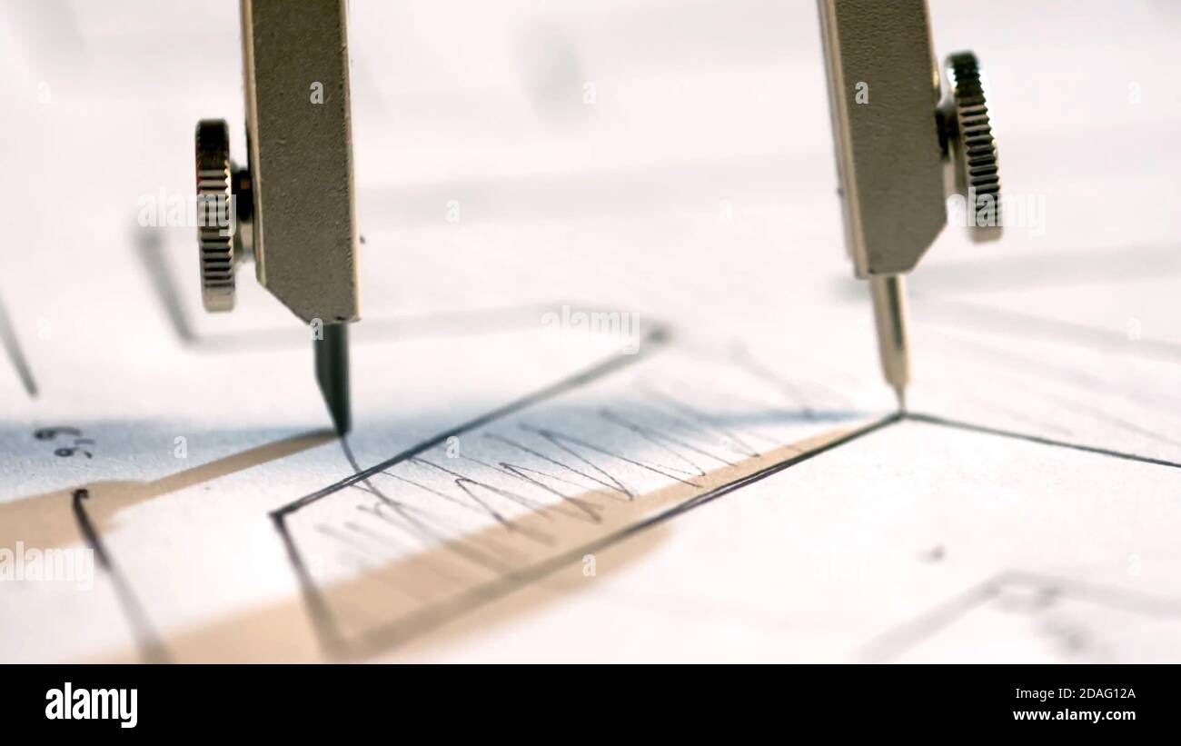 Compas sur fond blanc Banque de photographies et d’images à haute ...