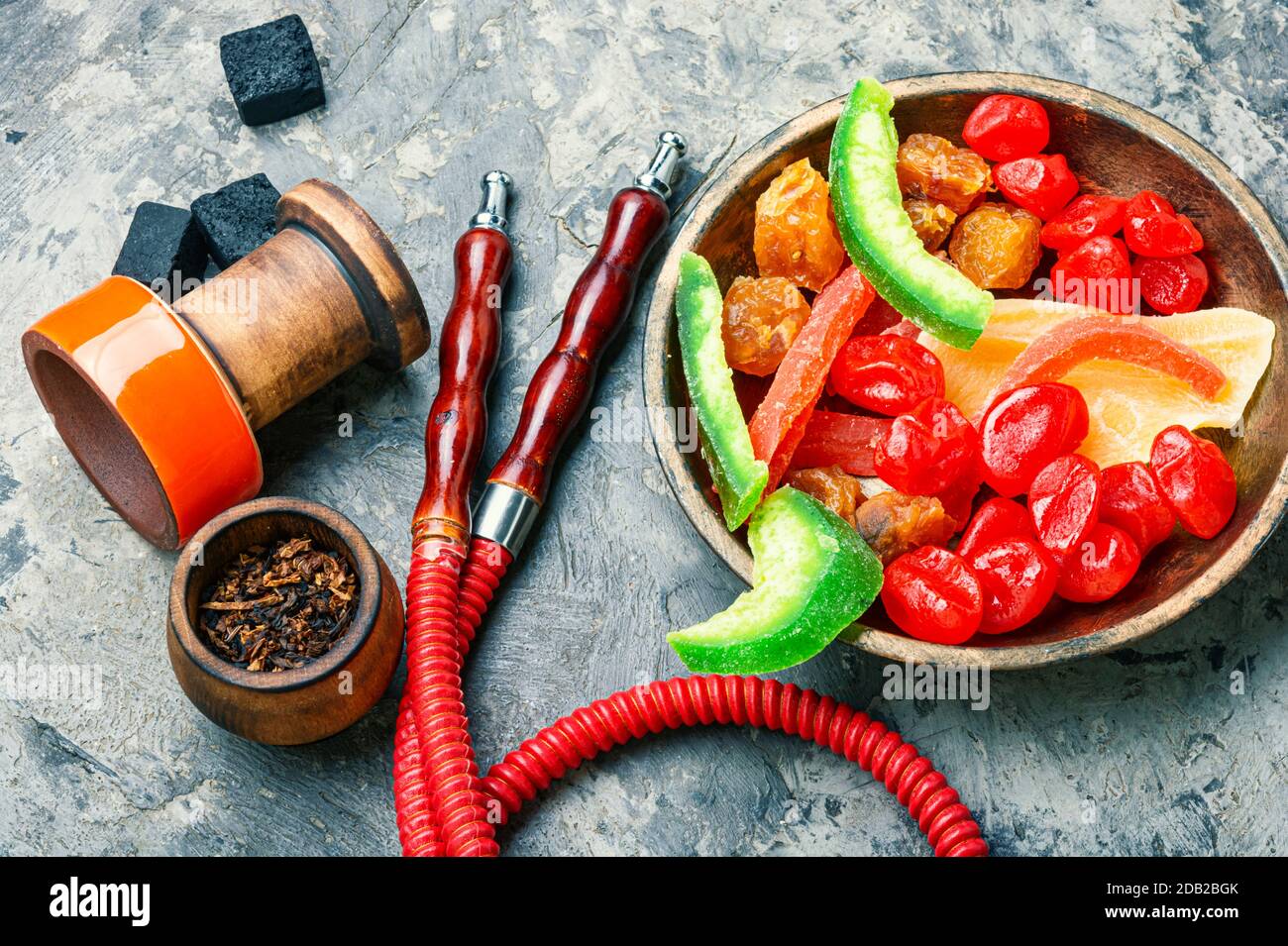 Détails du hookah oriental et du tabac chicha aux saveurs fruitées ...