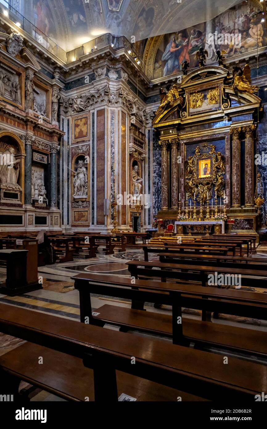 Détails de l'intérieur de la basilique papale di Santa Maria Maggiore ...