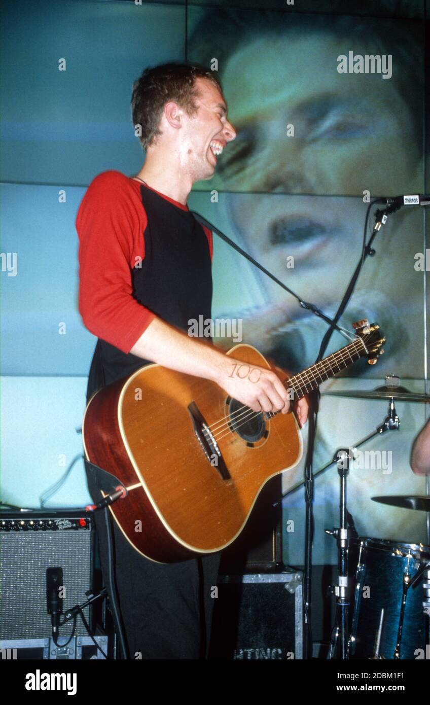 Groupe anglais coldplay 2000 Banque de photographies et d’images à ...