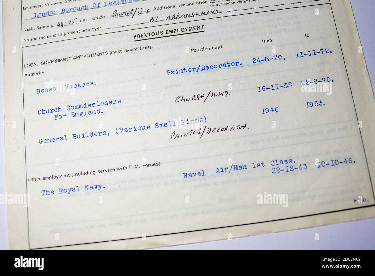 Uk employment papers Banque de photographies et d’images à haute ...