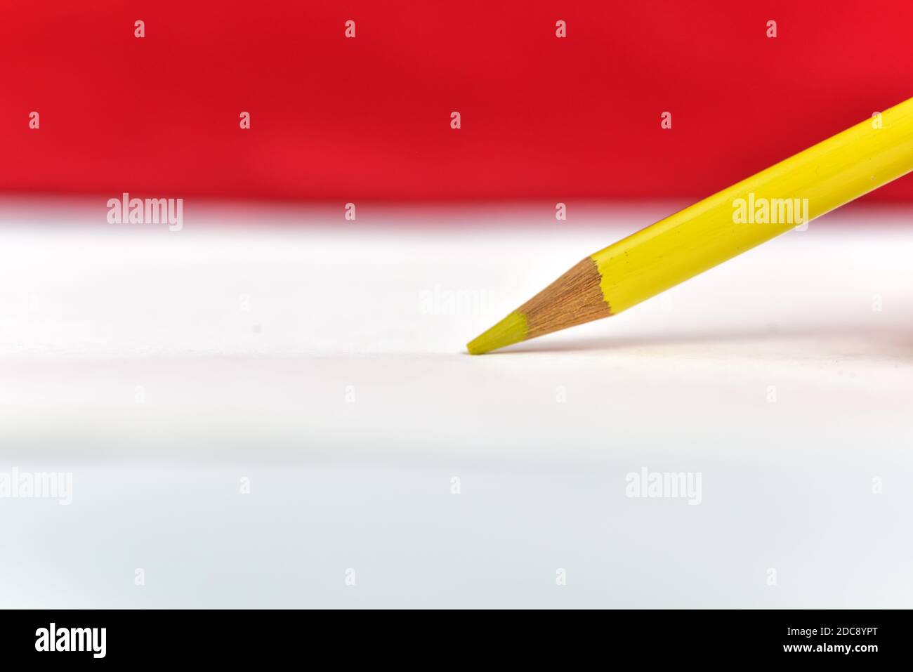 Dessin au crayon rouge Banque de photographies et d’images à haute ...