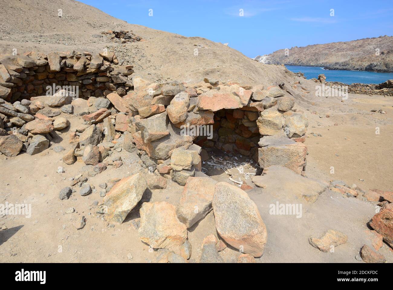 City of bones la Banque de photographies et d’images à haute résolution ...