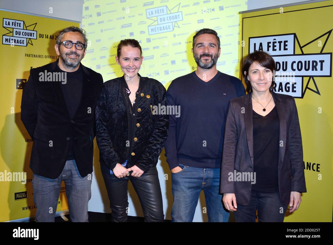 Marilyne canto marilyne canto Banque de photographies et d’images à ...