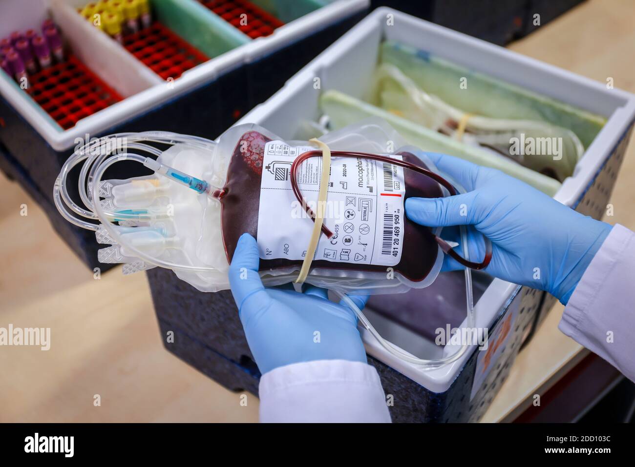 Transport du plasma et du sang Banque de photographies et d’images à ...