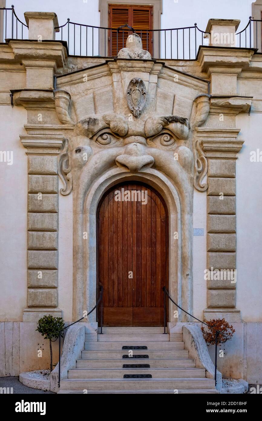 Porte monstre rome Banque de photographies et d’images à haute ...