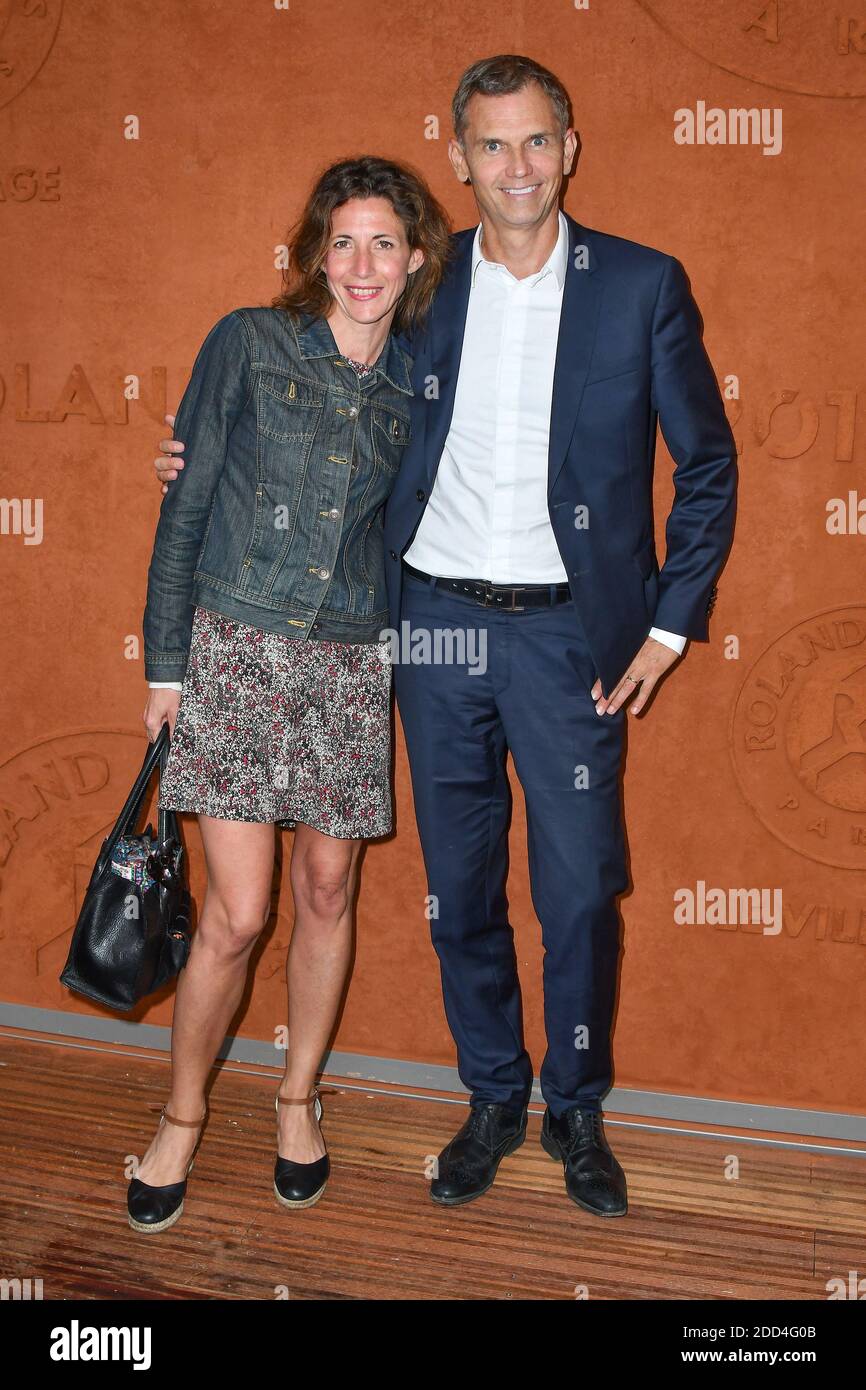 Christophe Jakubyszyn et son épouse assistent à l'Open de France 2018 - jour T'en à Roland ...