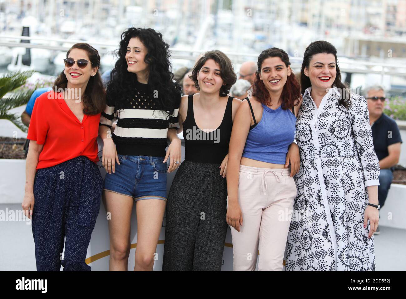 Le directeur Gaya Jiji et les actrices Manal Issa, Nathalie Issa ...