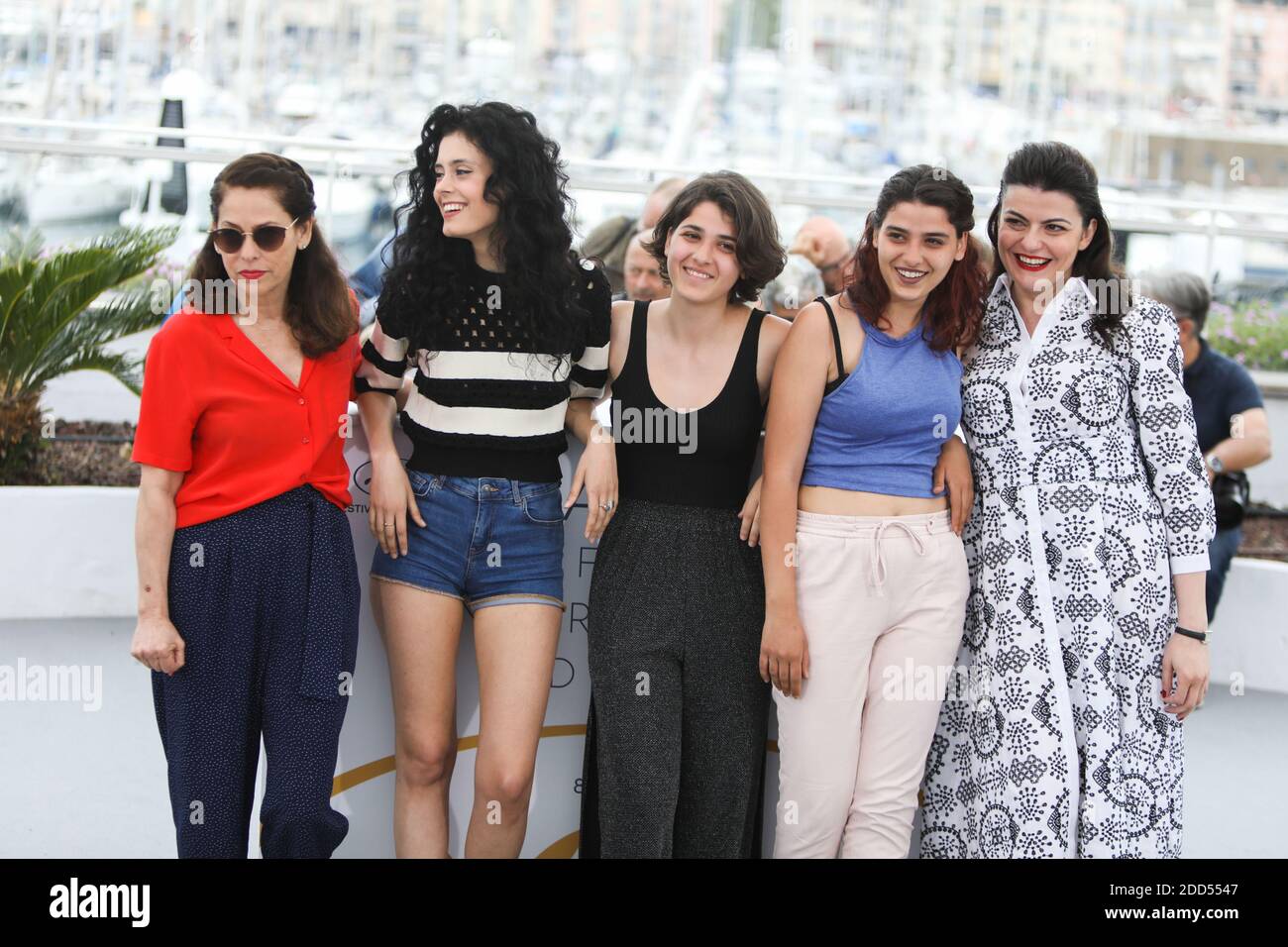 Le directeur Gaya Jiji et les actrices Manal Issa, Nathalie Issa ...