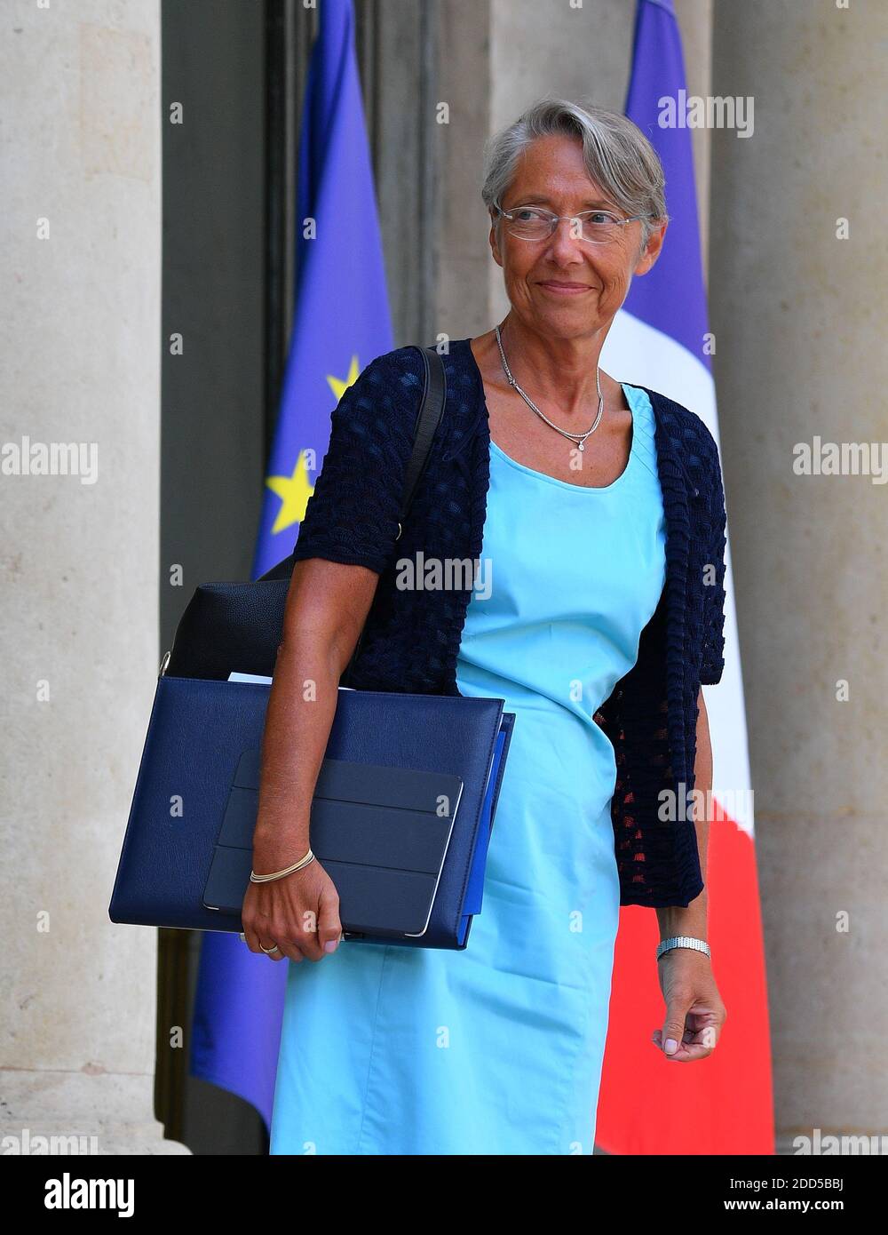 La ministre française des Transports Elisabeth a quitté le palais de l ...