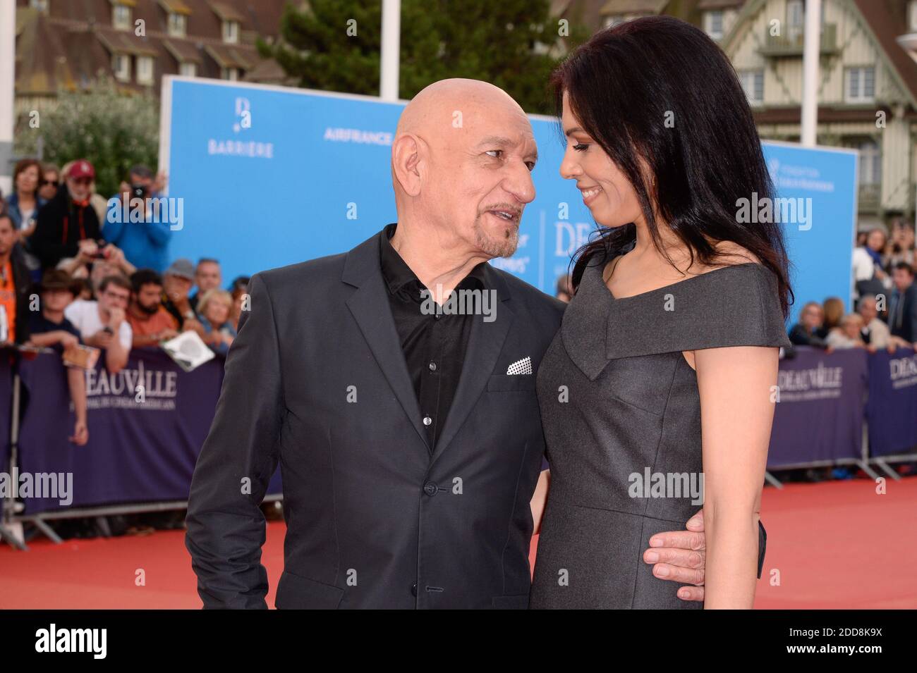 Monsieur ben kingsley et sa femme daniela lavande Banque de photographies et d’images à haute ...