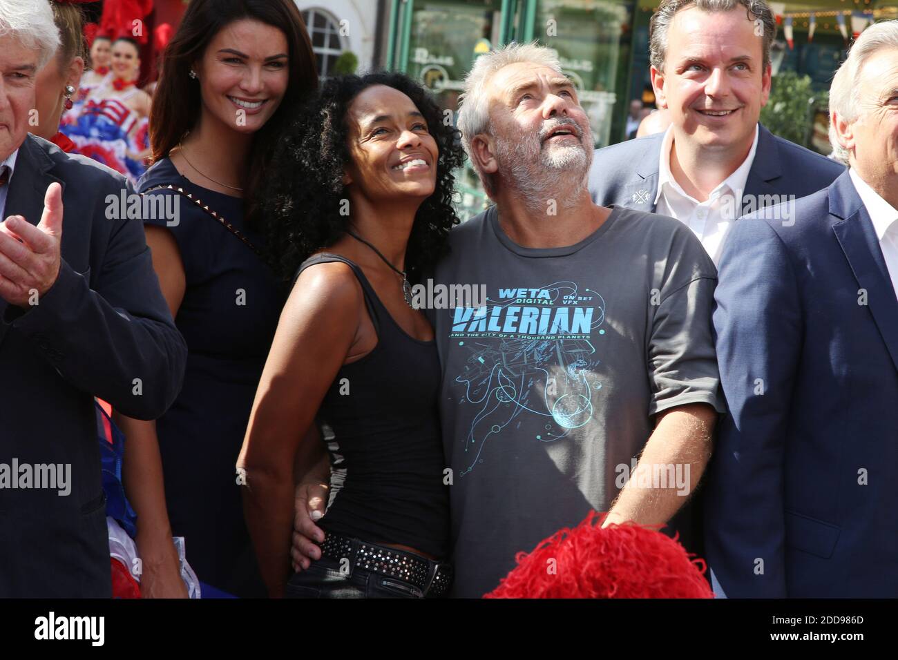 Luc besson and wife virginie silla Banque de photographies et d’images ...