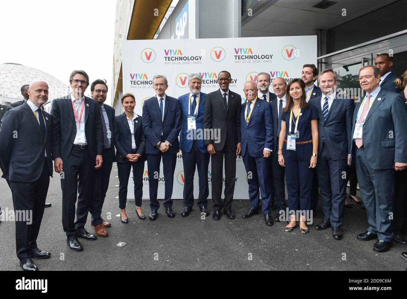 Mounir Mahjoubi, Bernard Arnault, Maurice Levy, Paul Kagame, Philippe ...