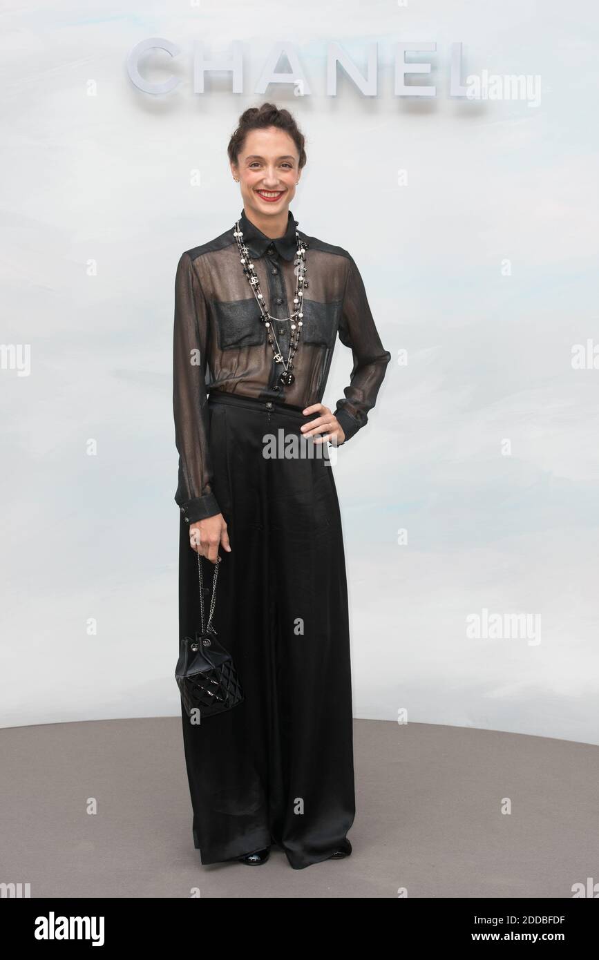 Dorothee gilbert Banque de photographies et d’images à haute résolution ...