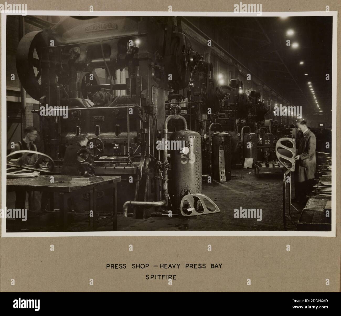 Album photo: WWII Castle Bromwich Airplane Factory, Birmingham 1940-46 ...