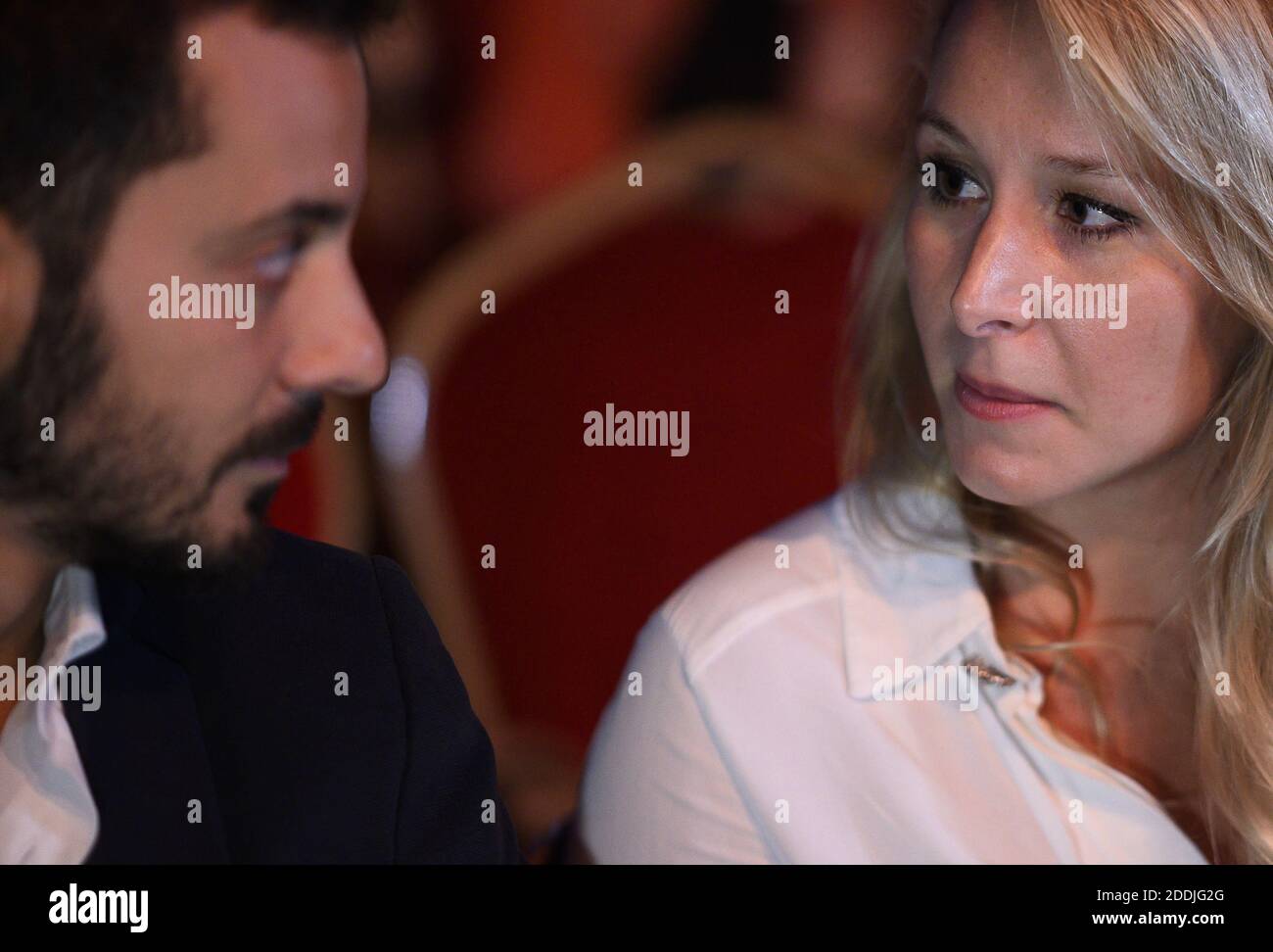 Marion marechal le pen convention Banque de photographies et d’images à ...