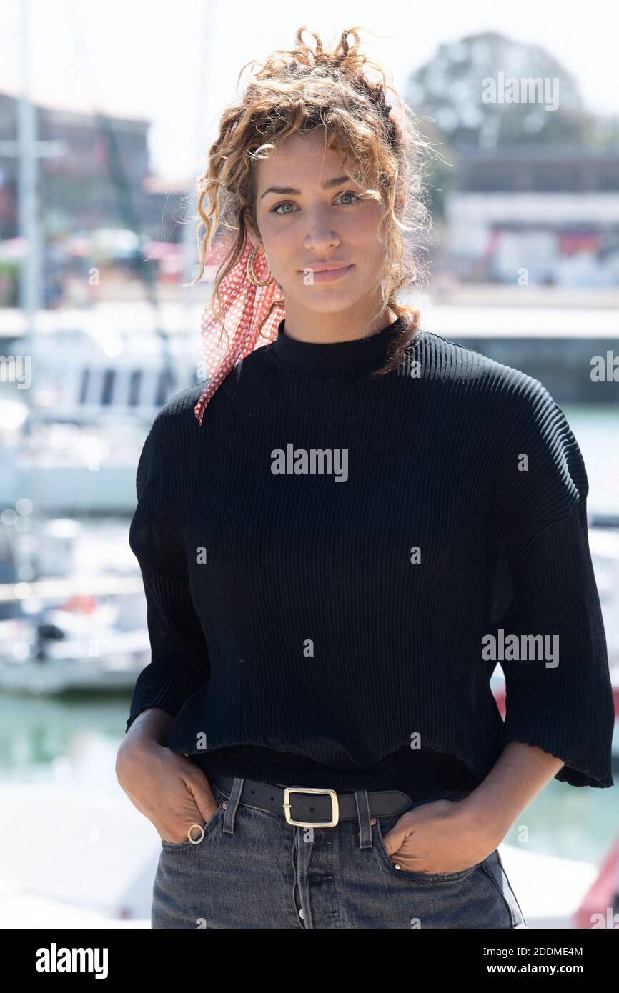 Manon azem Banque de photographies et d’images à haute résolution - Alamy