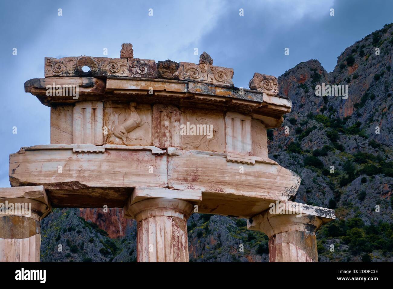 Détails de Tholos de la déesse grecque ancienne Athena Pronaia à ...