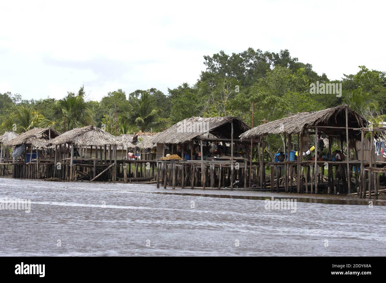Warao village Banque de photographies et d’images à haute résolution ...