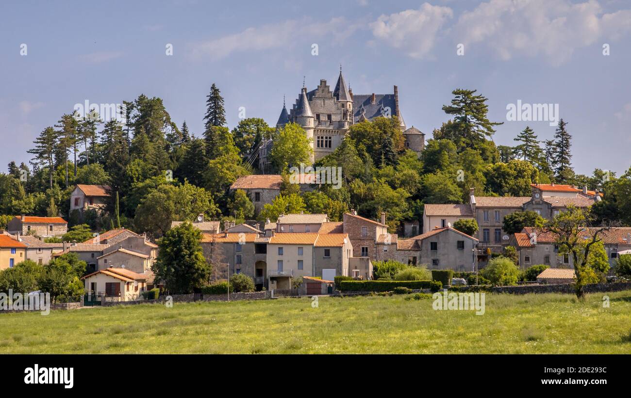 Occitanie ancien Banque de photographies et d’images à haute résolution ...