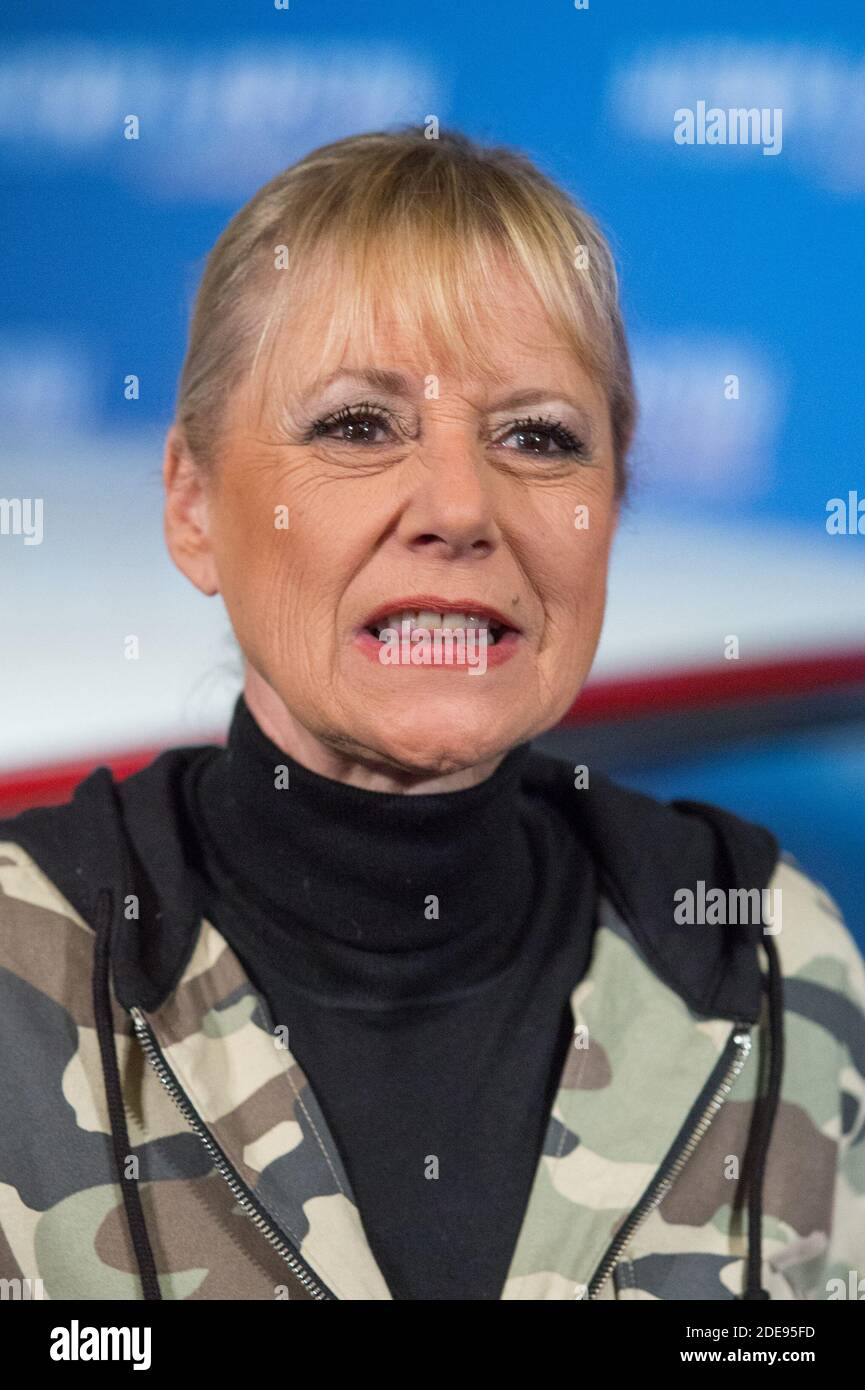 Dorothee participe à la première du film de Paris 'Nicky Larson et le ...