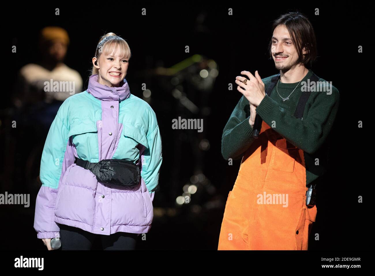 La chanteuse belge Angele et Romeo Elvis se sont performances lors de ...