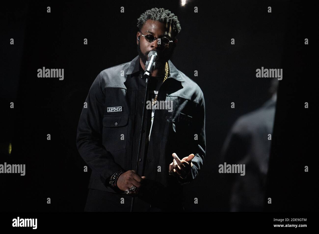 Damso rappeur Banque de photographies et d’images à haute résolution ...