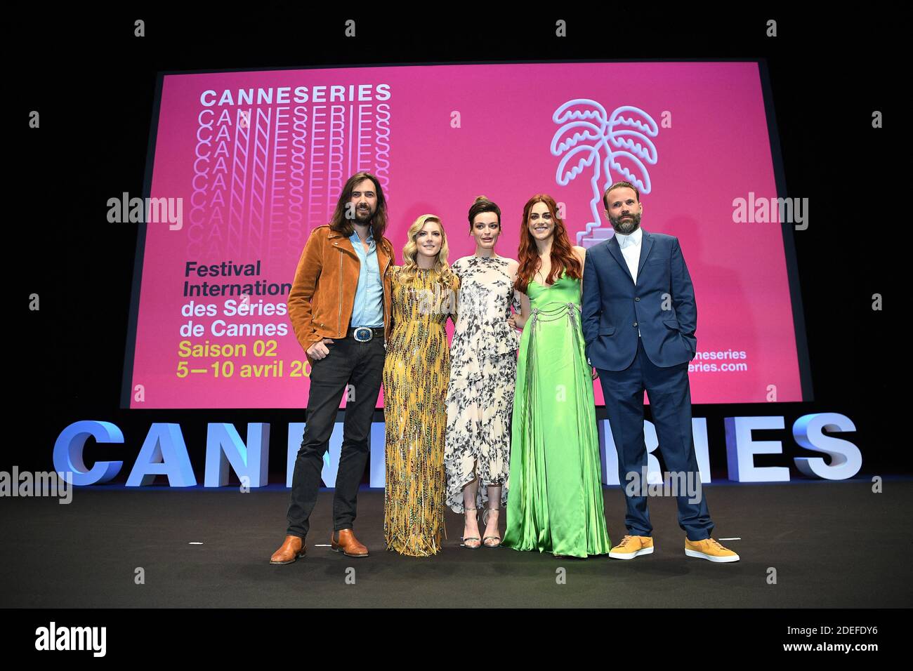 (G-D) les membres du jury Miriam Leone, Robin Coudert, Katheryn Winnick ...
