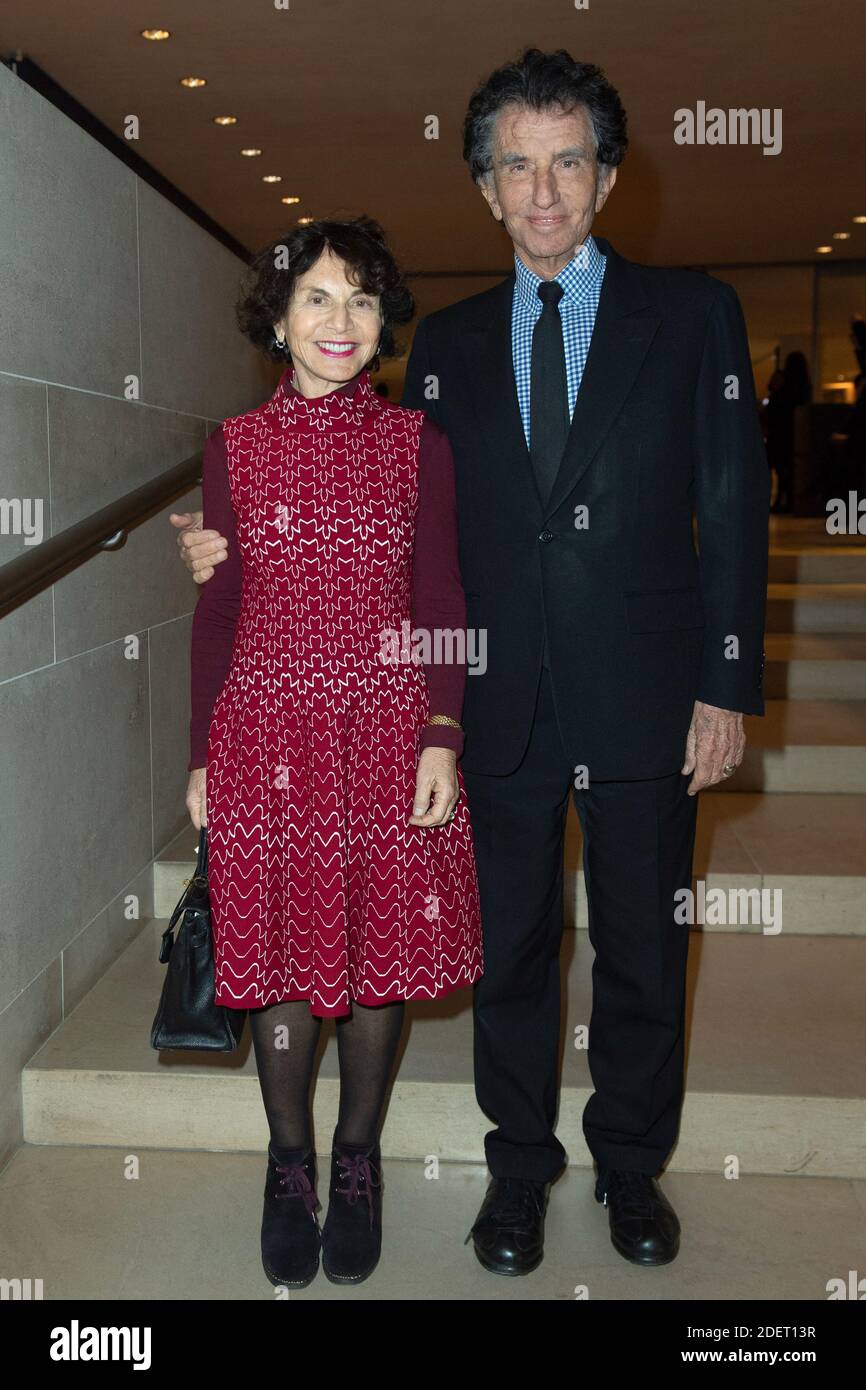 Jack Lang et son épouse Monique Lang assistent au Grand dîner du Louvre ...
