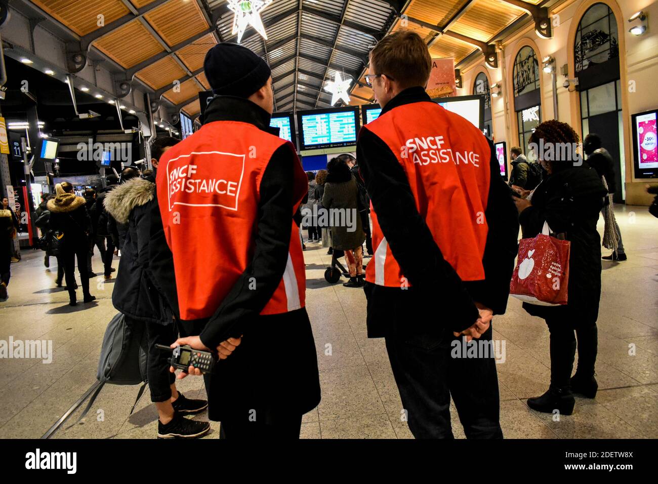 Agents sncf Banque de photographies et d’images à haute résolution - Alamy