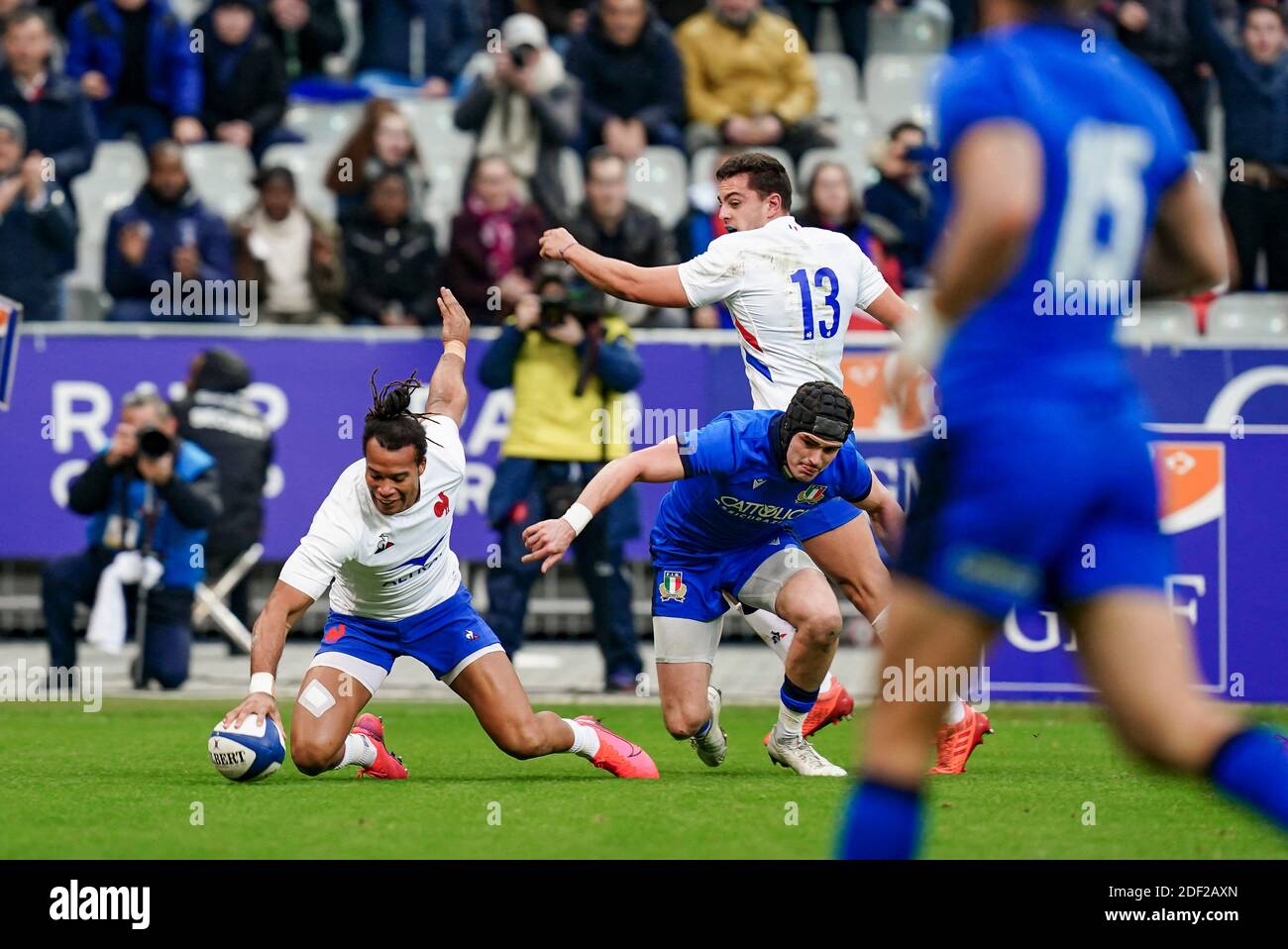 Teddy Thomas (FRA) a fait un essai lors du match de rugby de six ...